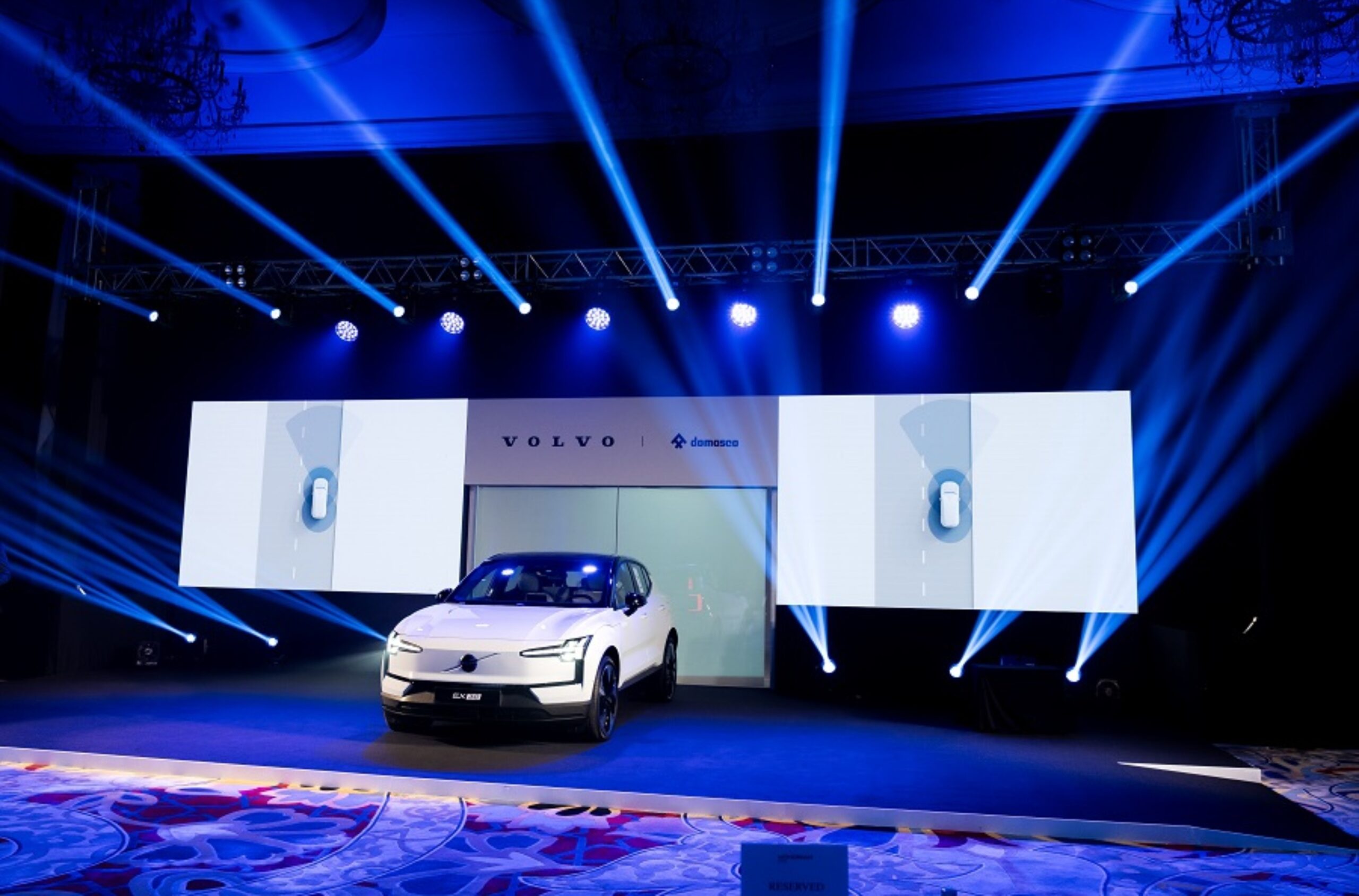 Volvo’s small SUV EX30 with smallest carbon footprint arrives in Qatar ...